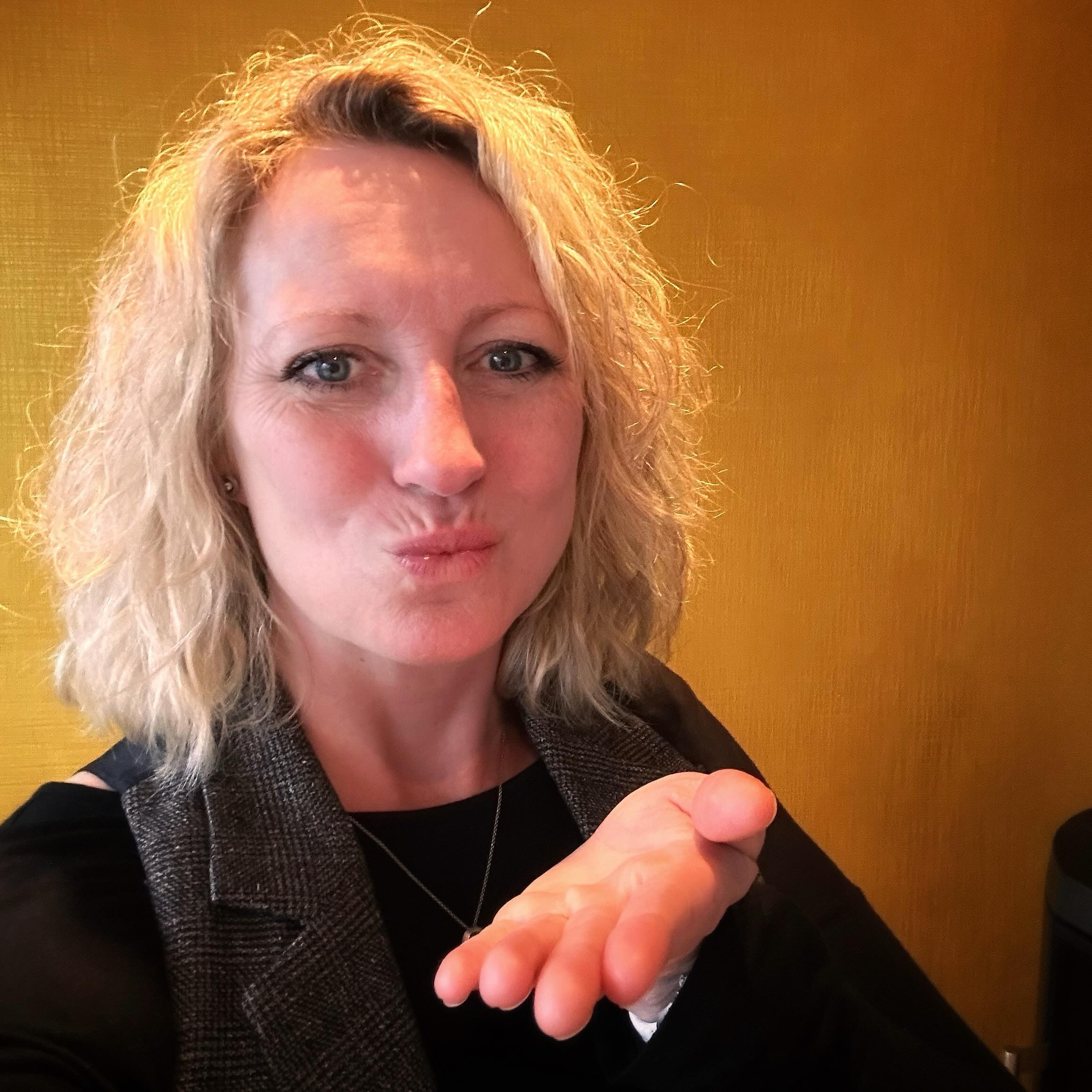 Home - MELANIE WILLIAMS mediation & coaching